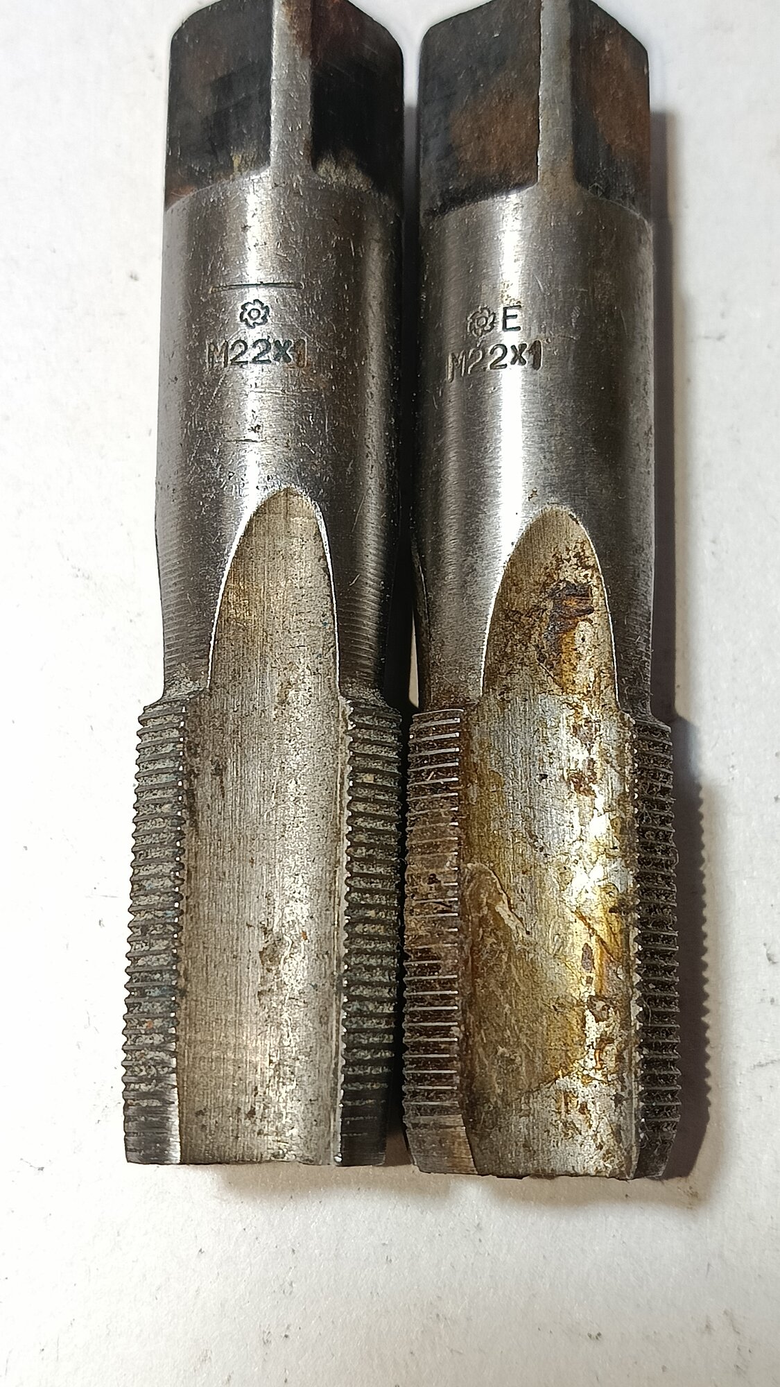 Метчик ручной М22х1 комплект из 2-х штук