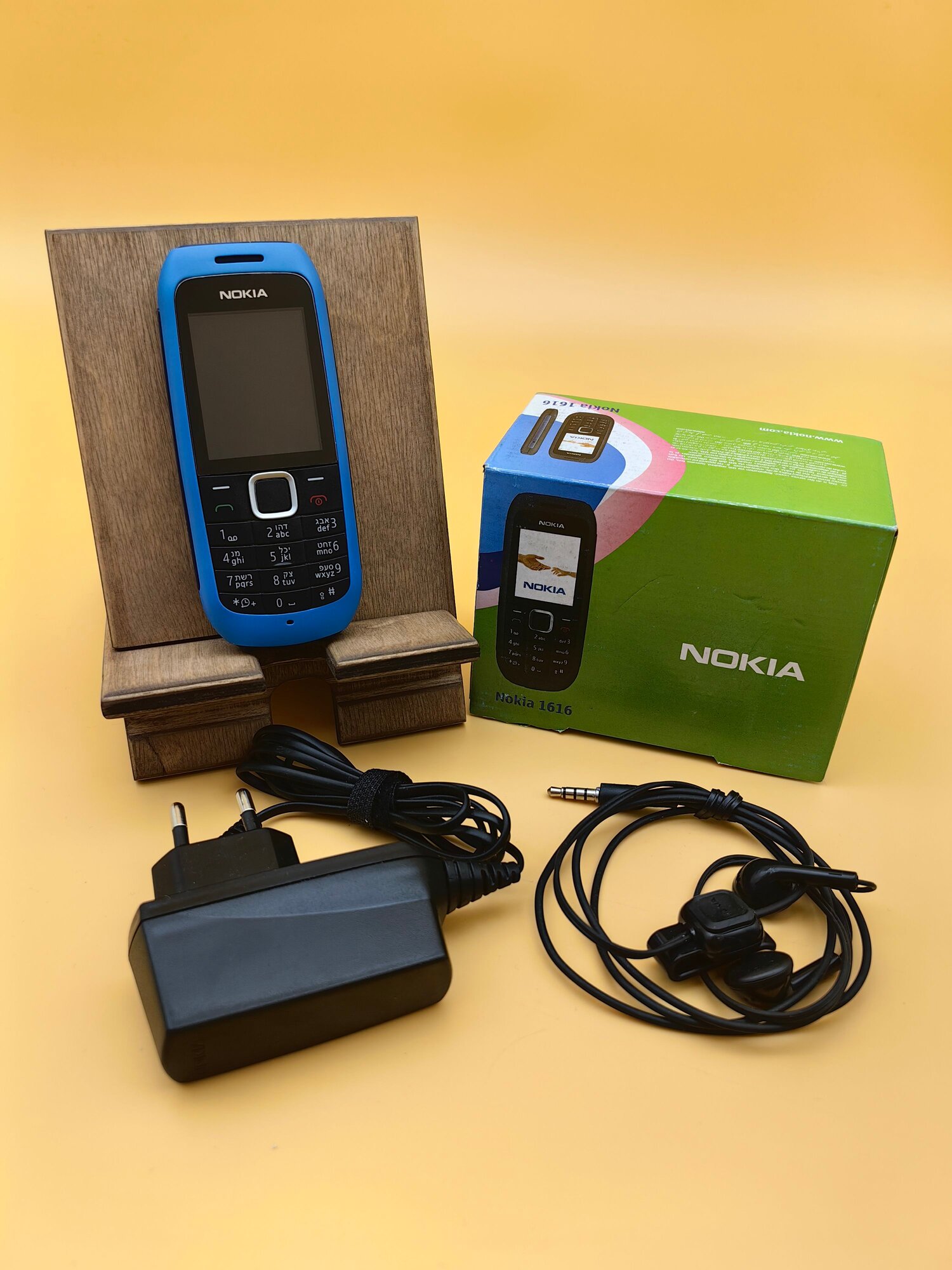 Мобильный раритетный кнопочный ретро телефон Nokia 1616, Синий