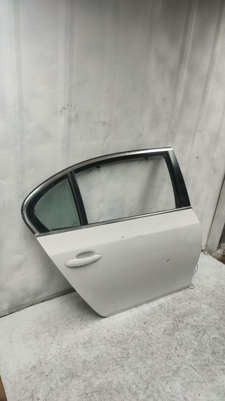 Дверь задняя правая BMW 5 E60/E61 рест. 2010