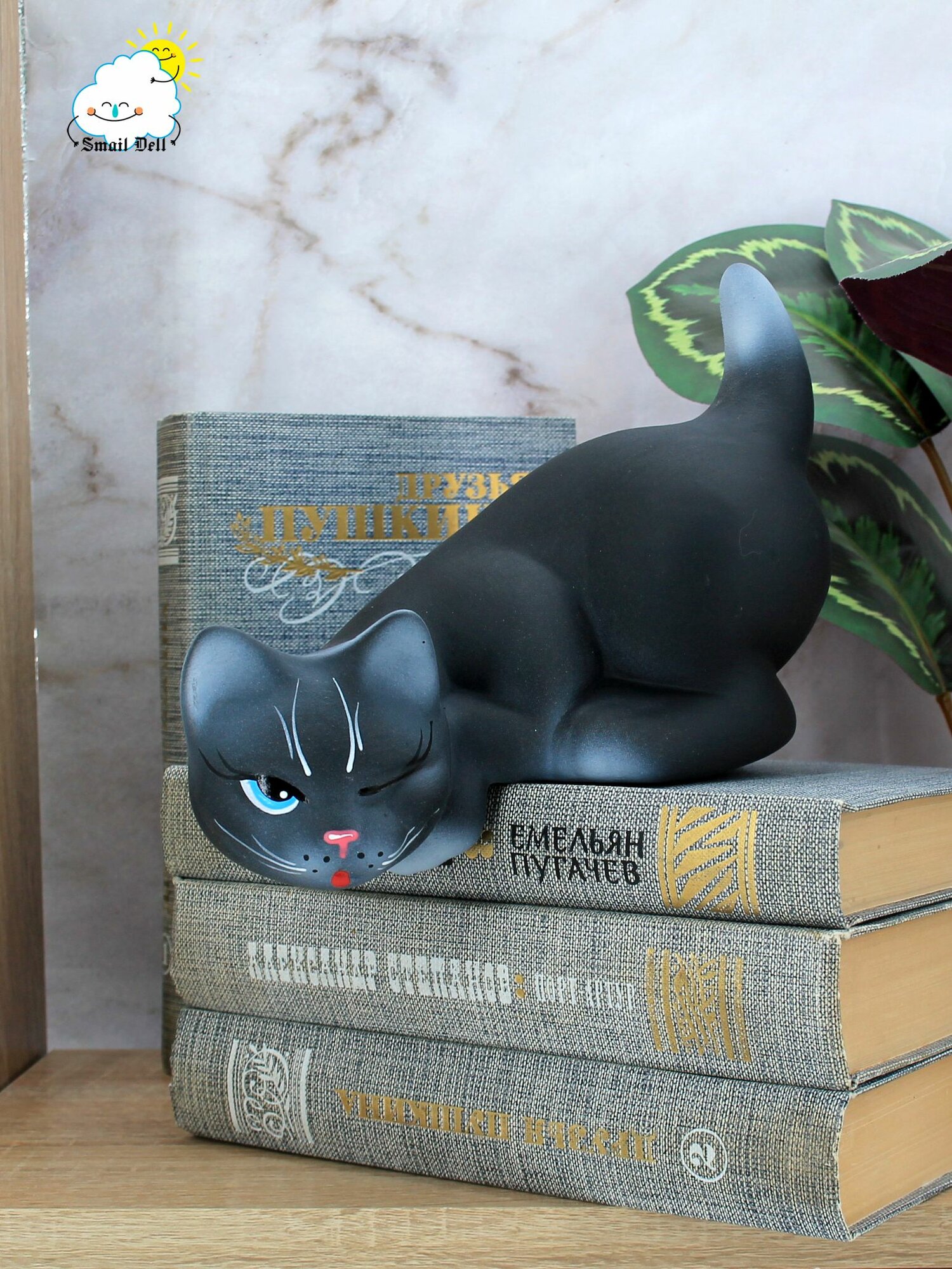 Статуэтка фигурка свисающий Кот Шалун, 20 см , керамика , цвет чёрный