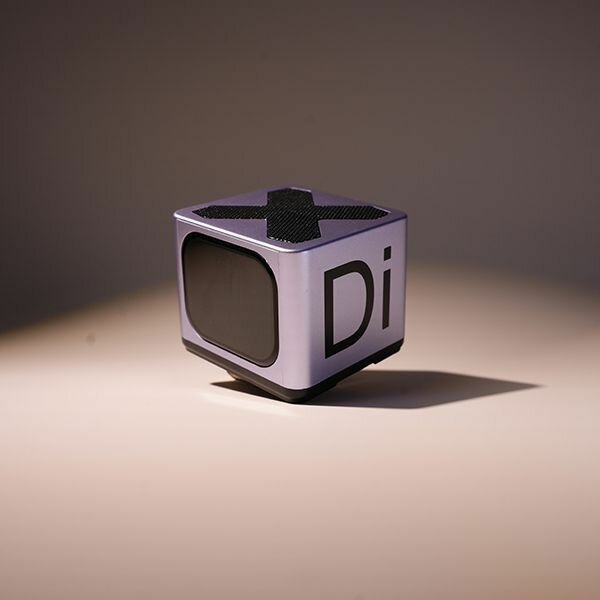 Черная технология сенсорного экрана Bluetooth-колонка с отображением текстов ультра-маленькая колонка с длительным временем работы от батареи сабвуфер умный стол для питомцев