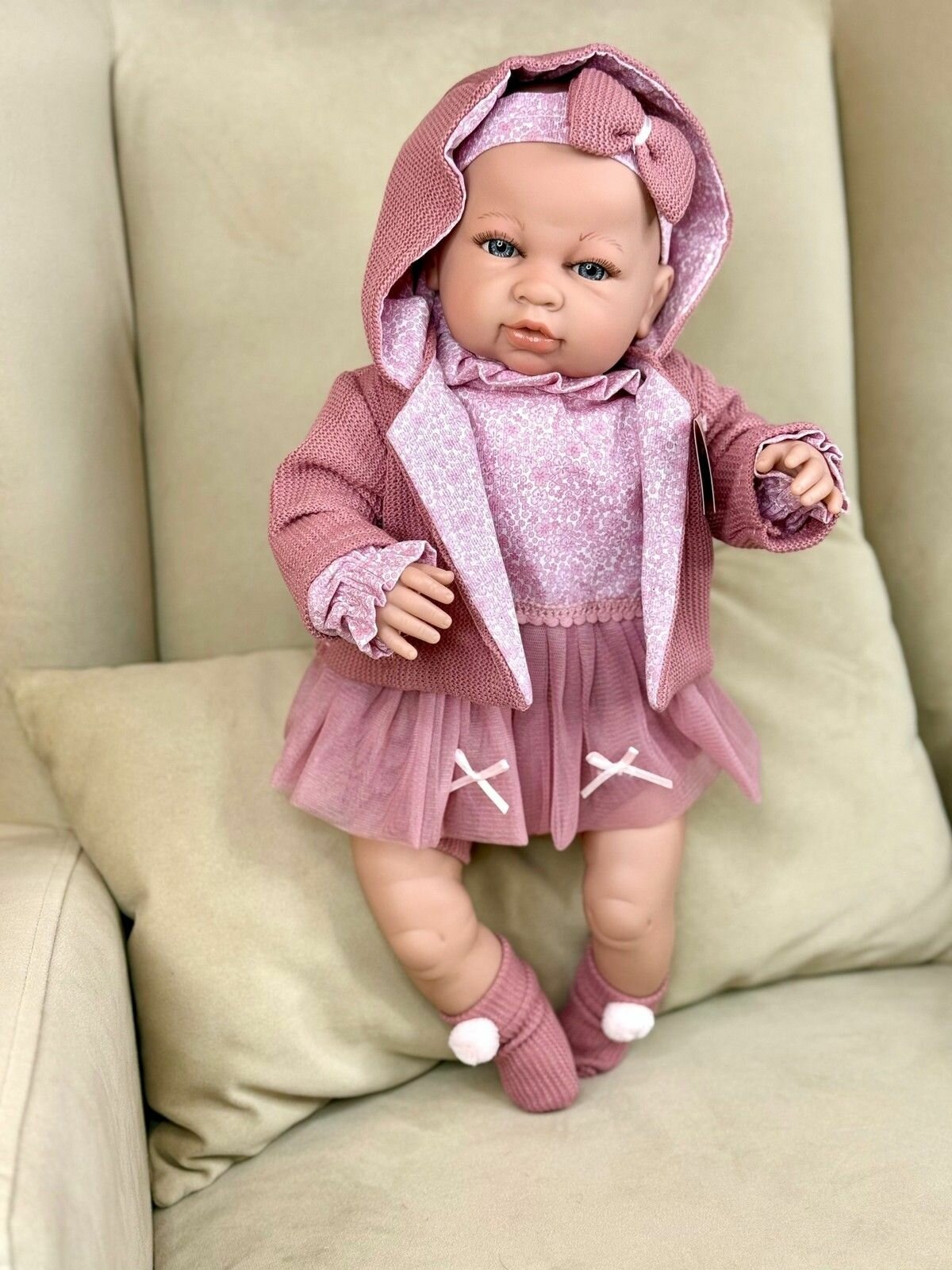 Кукла Berbesa мягконабивная 50см SARA