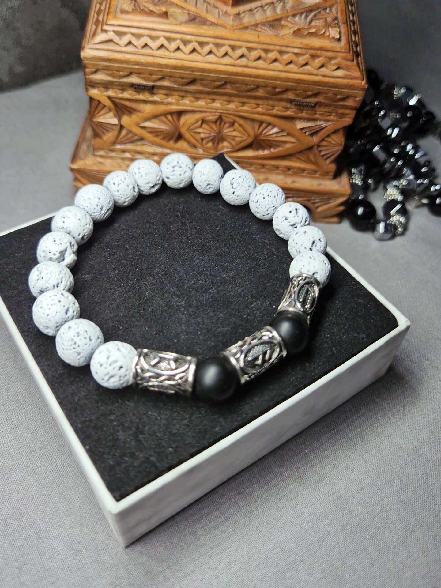 Славянский оберег, плетеный браслет, шунгит