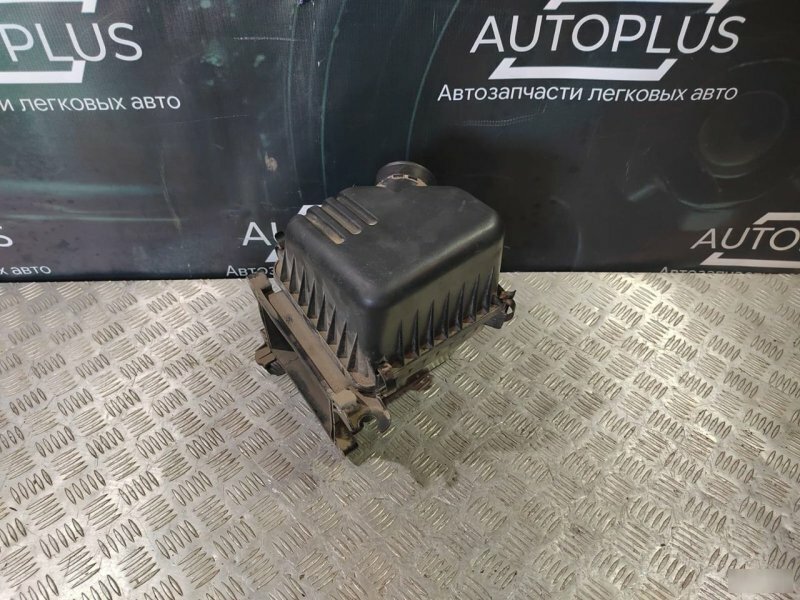 Корпус воздушного фильтра Kia Ceed 2006-2012 (1.6) Б/У с пробегом Арт. 281102H000