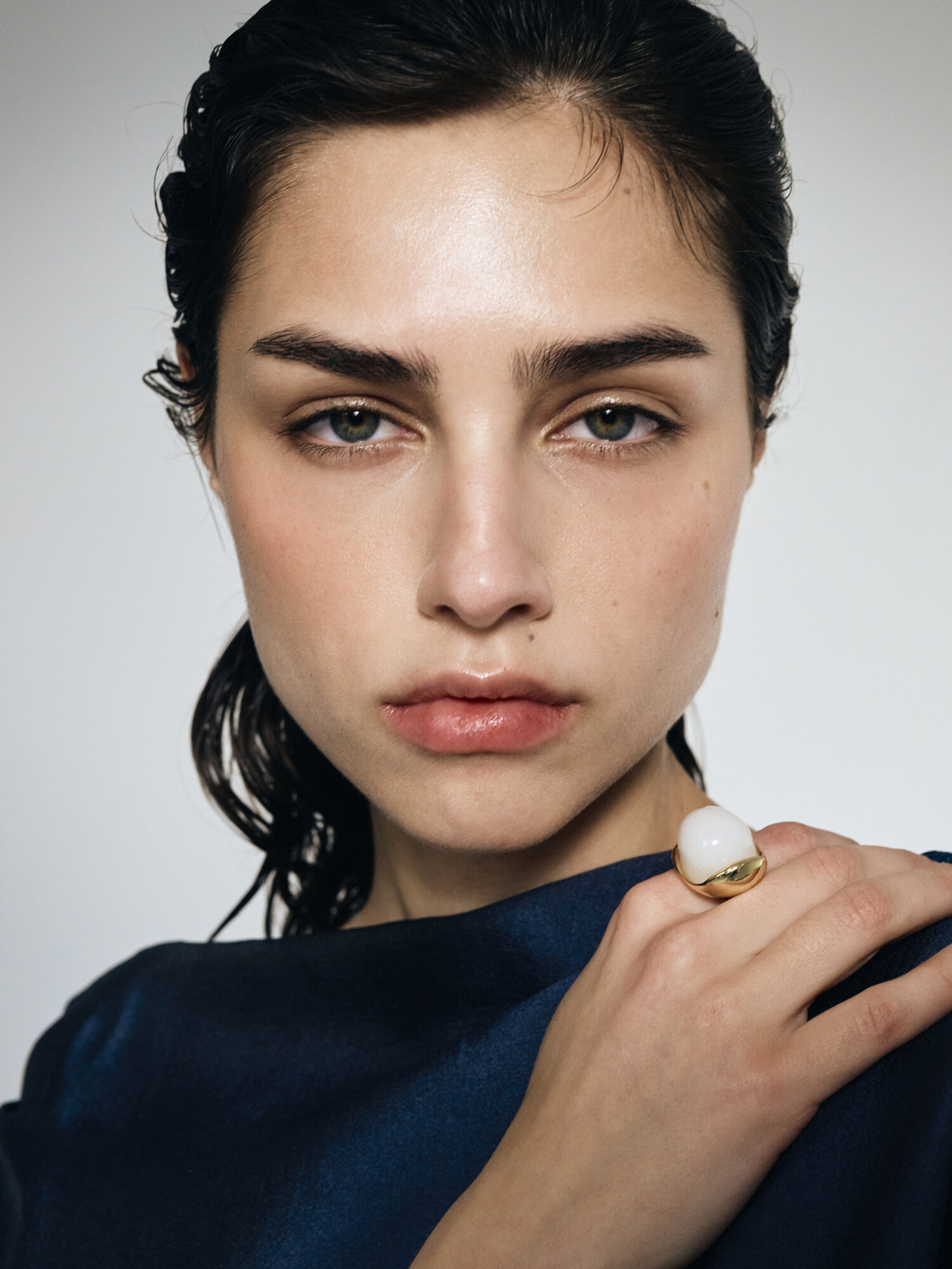 Кольцо, нефрит