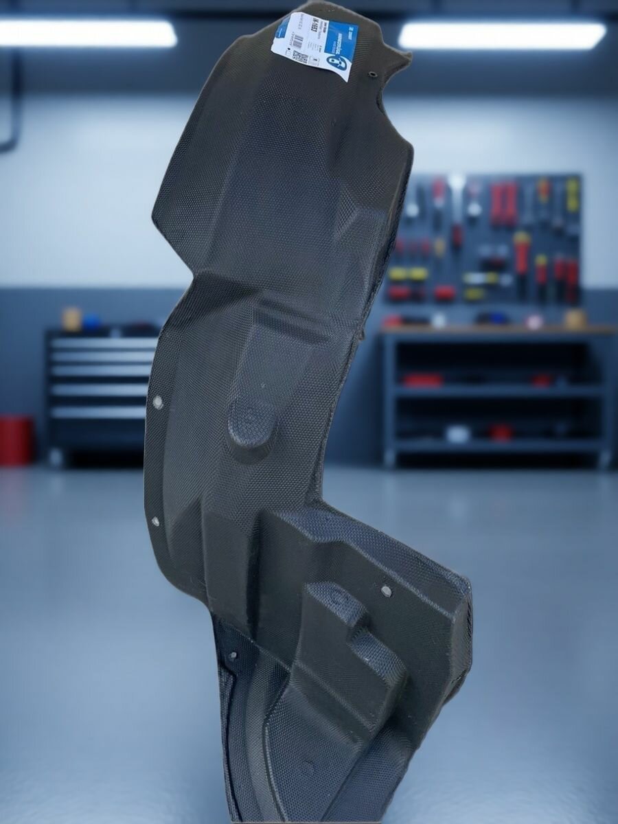 Подкрылок передний правый Suzuki Swift III (EZ MZ) от 2005г -