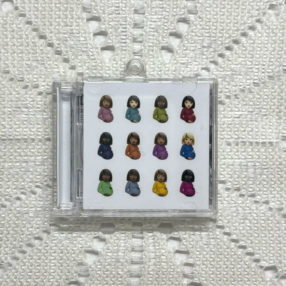 Брелок TAKARA TOMY Drake Her Loss, Цвет: NFC Keychain