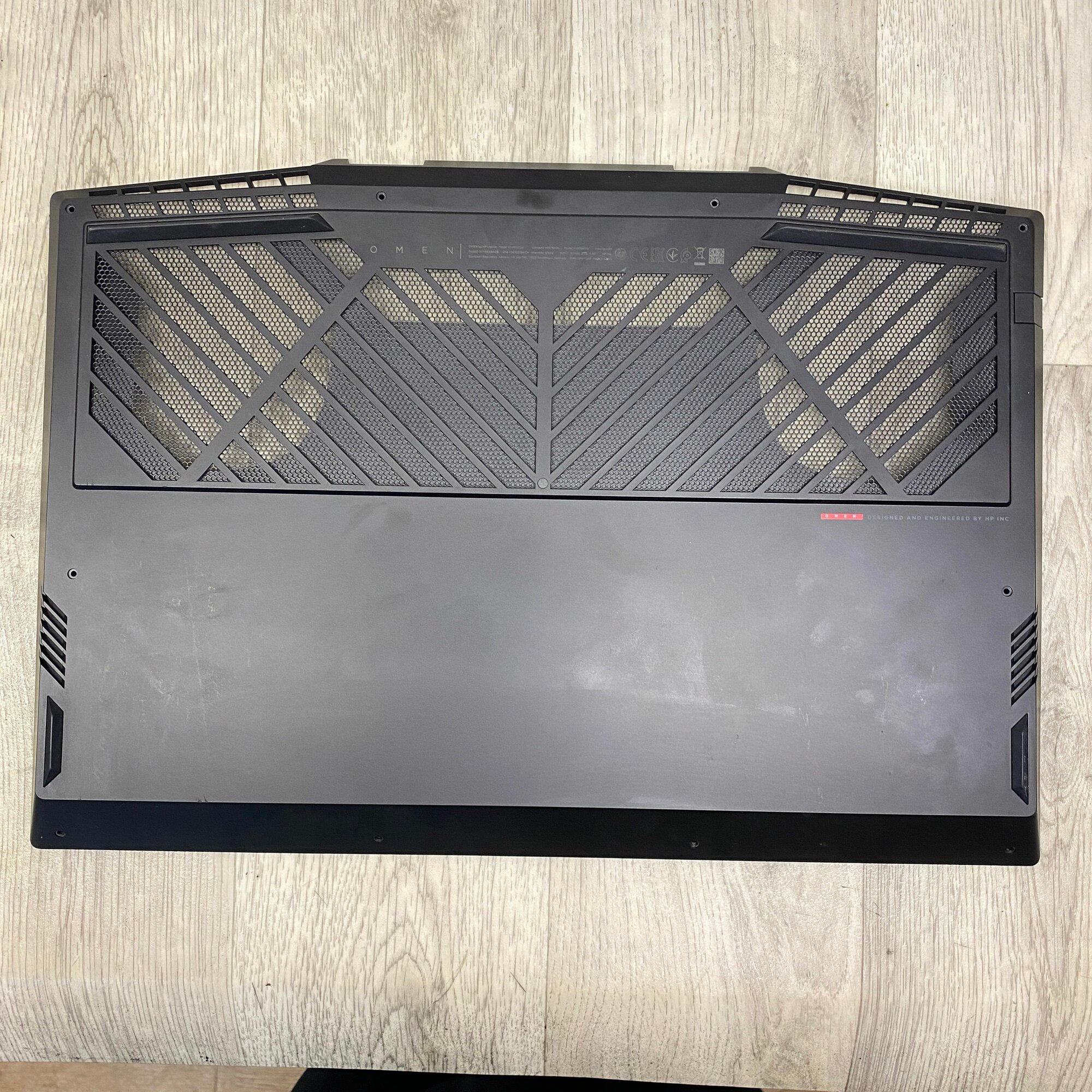 Поддон HP Omen 17-CB