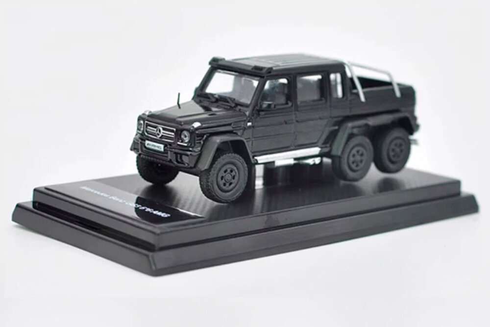 Модель коллекционная PAUDI Mercedes W463 amg 6X6 g-class 2014 black / мерседес геленваген 6Х6 черный (длина 7-10 см)