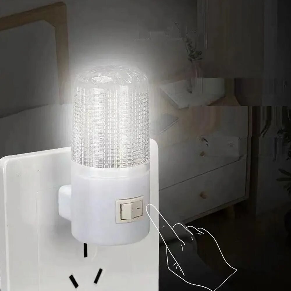 Светодиодный ночник 4 LED, с выключателем для рассеянного мягкого освещения в розетку/ 220В 7.7*5.8*3см пластик