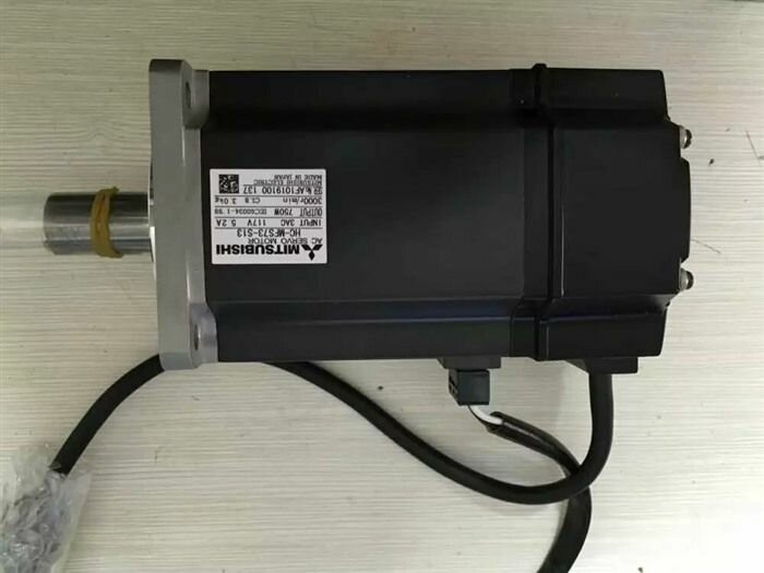 Модуль MITSUBISHI AC SERVO MOTOR HC-MFS73-S13