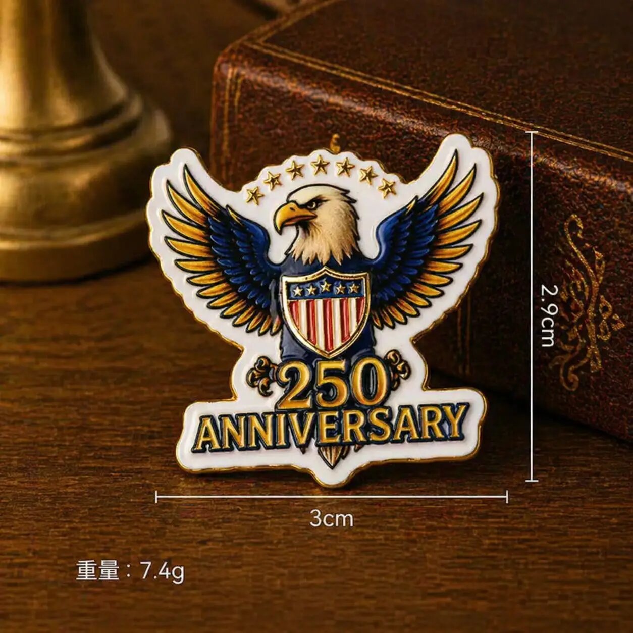 Значок "250 Anniversary" с орлом, бежевый, 3x2.9 см