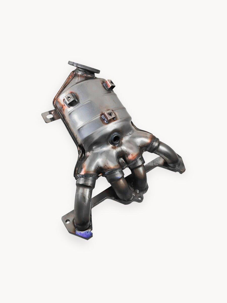 Выпускной коллектор (катализатор) ERM на а/м Лада Ларгус 8кл / Двигатель ВАЗ (11189), керамика, заводской корпус