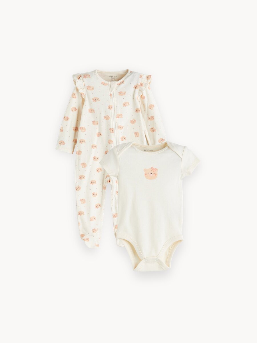 Комплект одежды