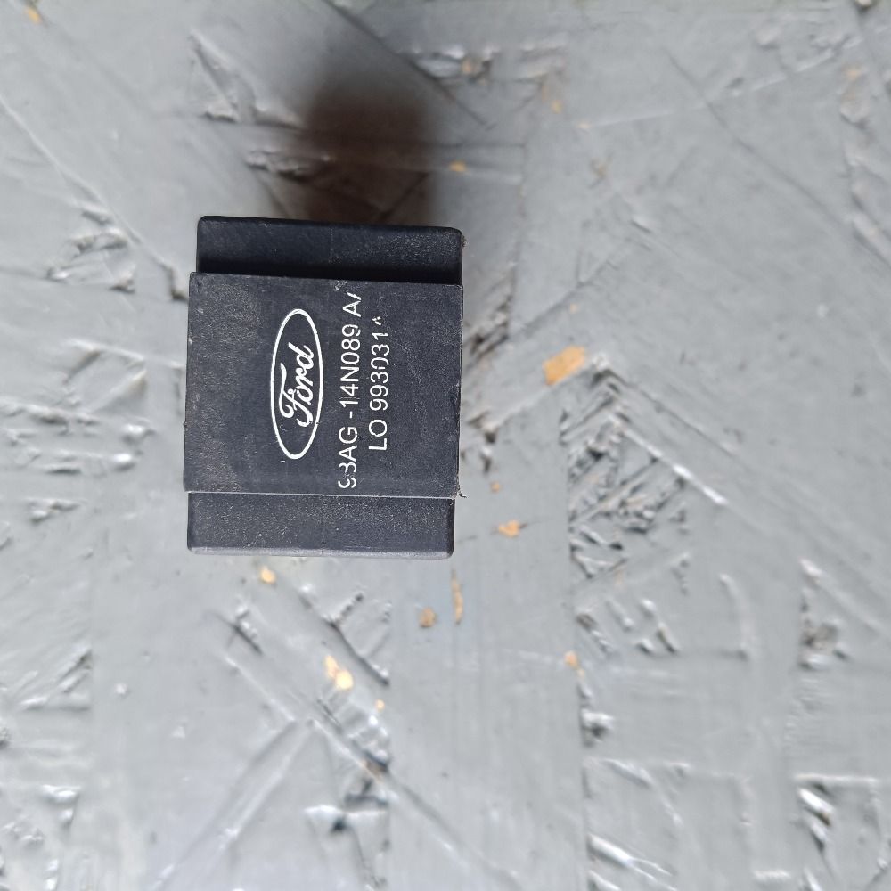 Реле стеклоочистителей Ford Focus 1996-2004