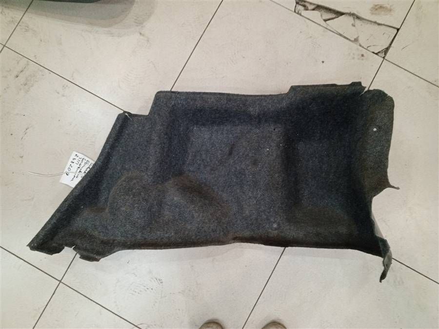 Обшивка багажника правая Honda Civic Ferio 1995-2000 84601S04J00ZA