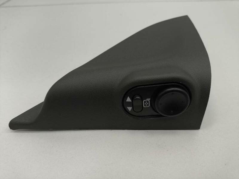 Переключатель регулировки зеркала Chevrolet Cobalt T250 2011-2015 кат.номер: 15250458 94745845