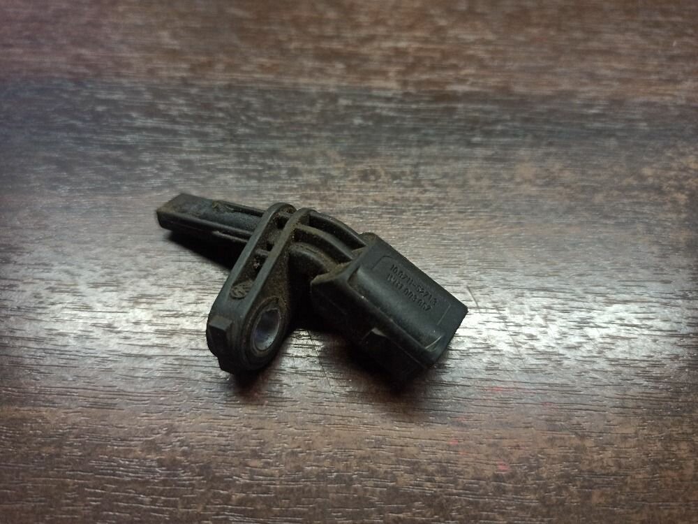 Датчик ABS WHT003857 Volkswagen Audi Skoda Seat WHT003857