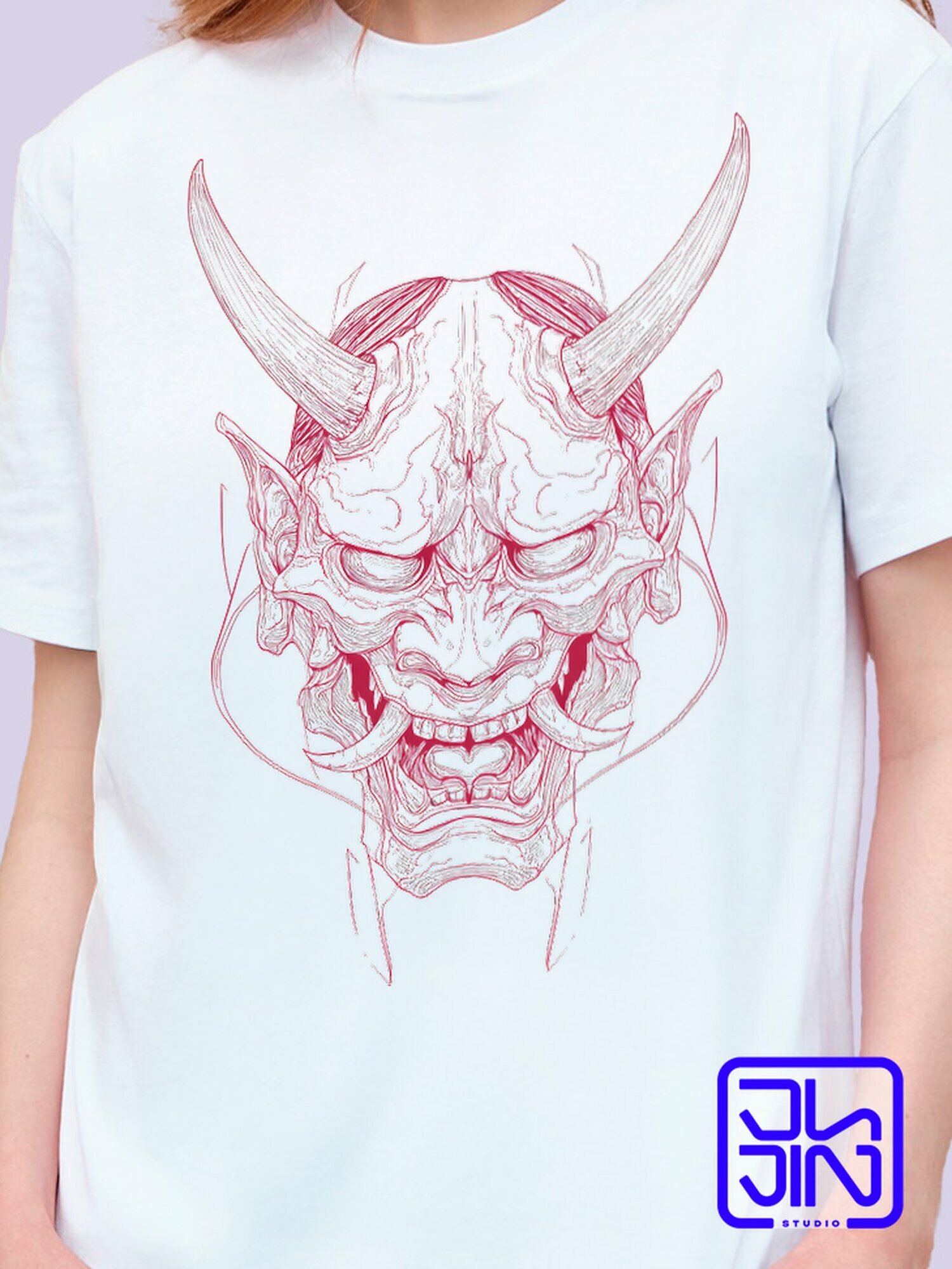 Футболка классическая женская с авторским принтом Демонская агрессивная белая маска дерзкая красная с черепом и острыми рогами, белый хлопковый трикотаж с прикольным рисунком на груди