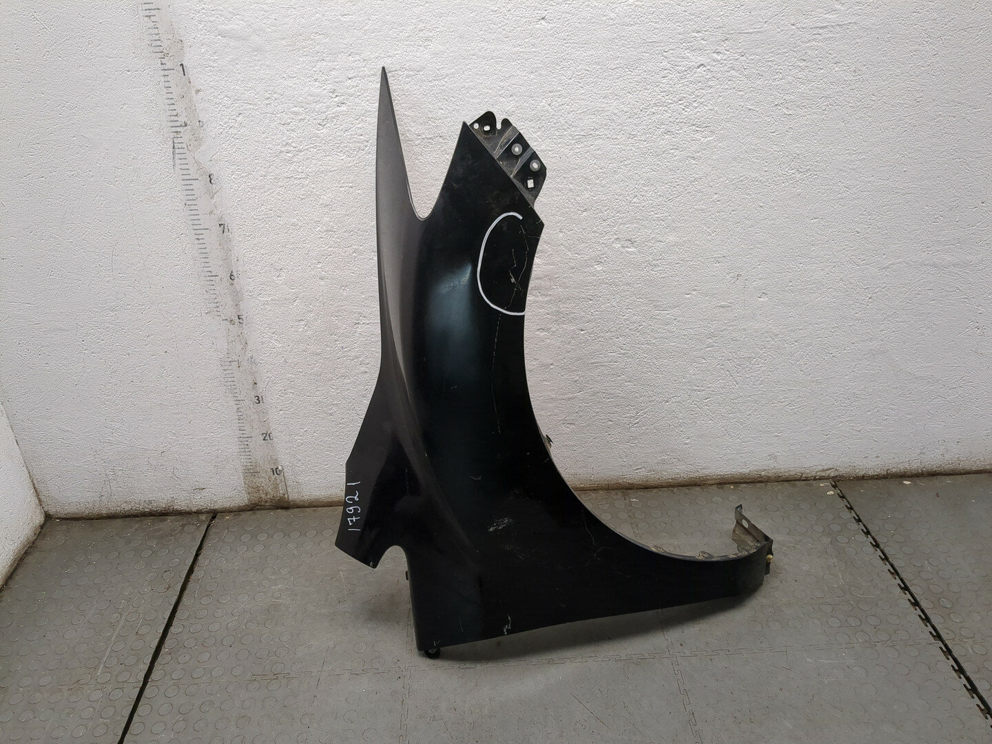 Крыло правое переднее Mazda CX-7 Б/У