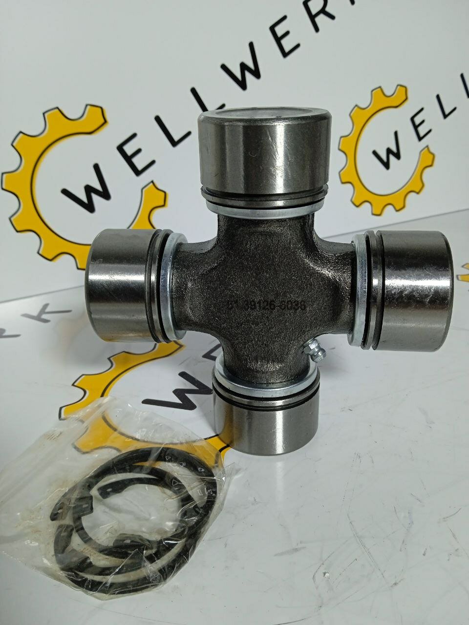 Крестовина карданного вала