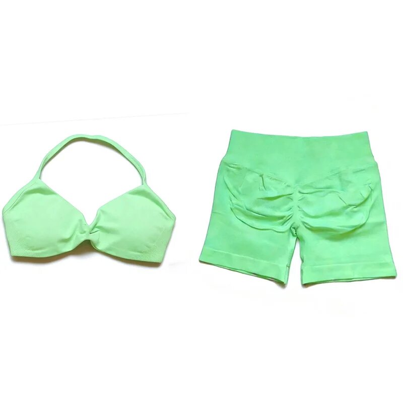 Костюм спортивный