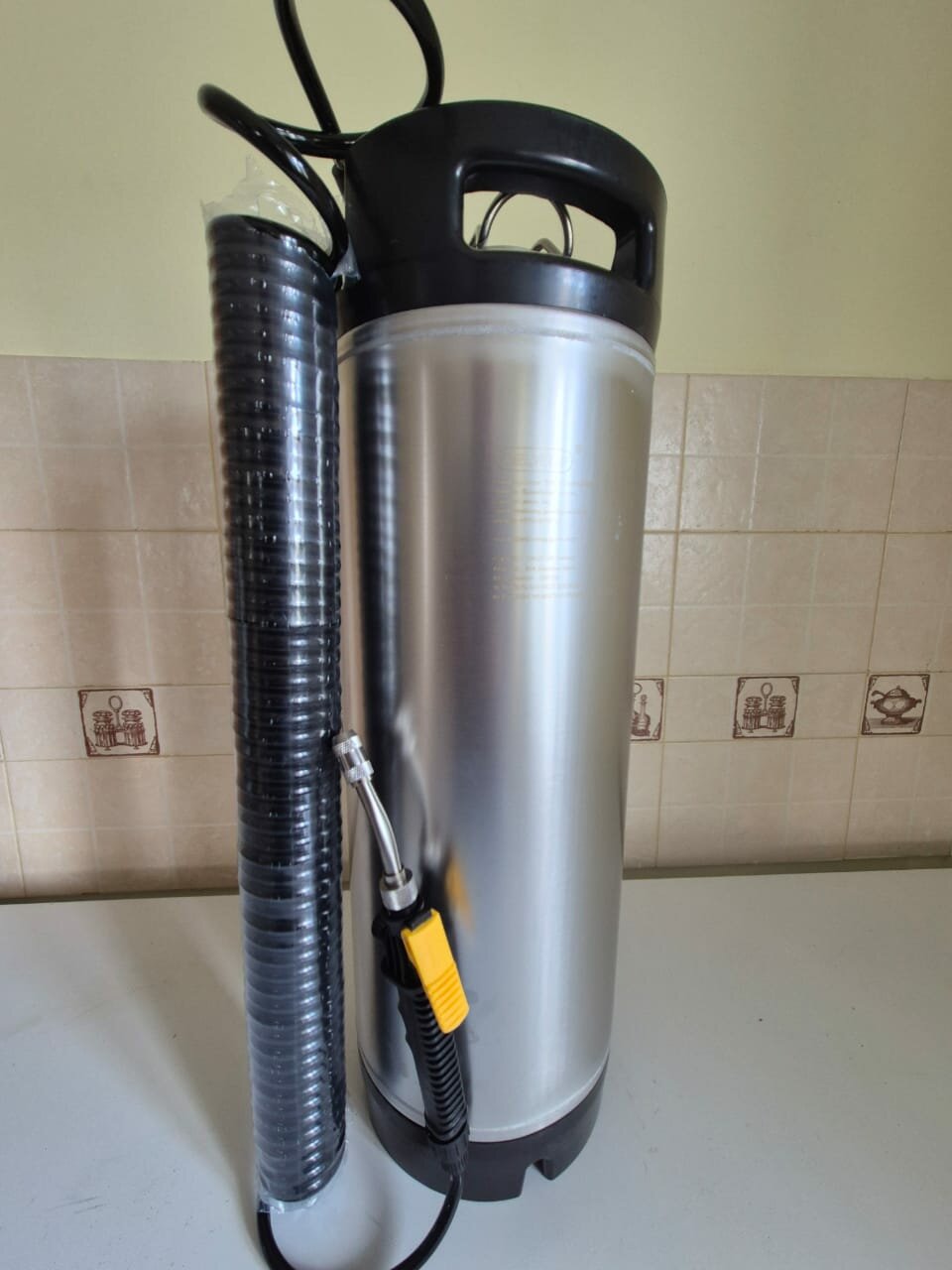 Кег корнелиус, 19л. "Twelvetap", с крышкой для компрессионного спреера с автомобильным ниппелем Шрадера