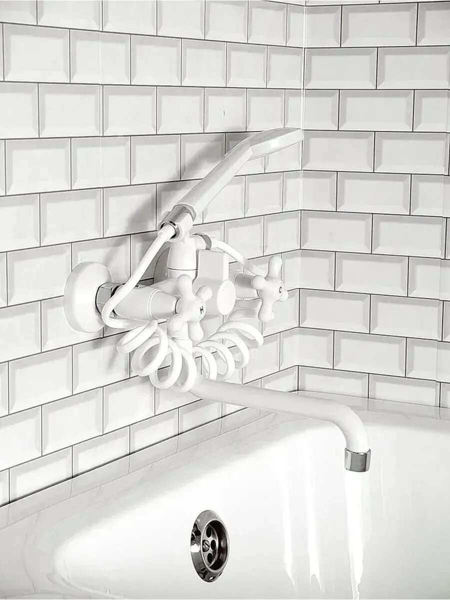 Смеситель для ванны с поворотным изливом, ABS пластик