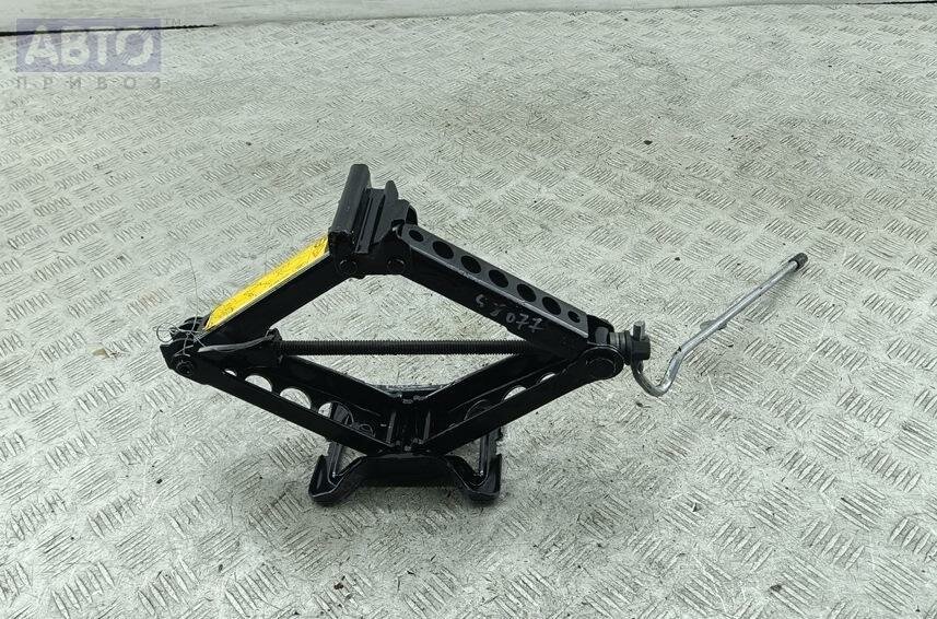 Домкрат Ford Mondeo 3 (2000-2007)