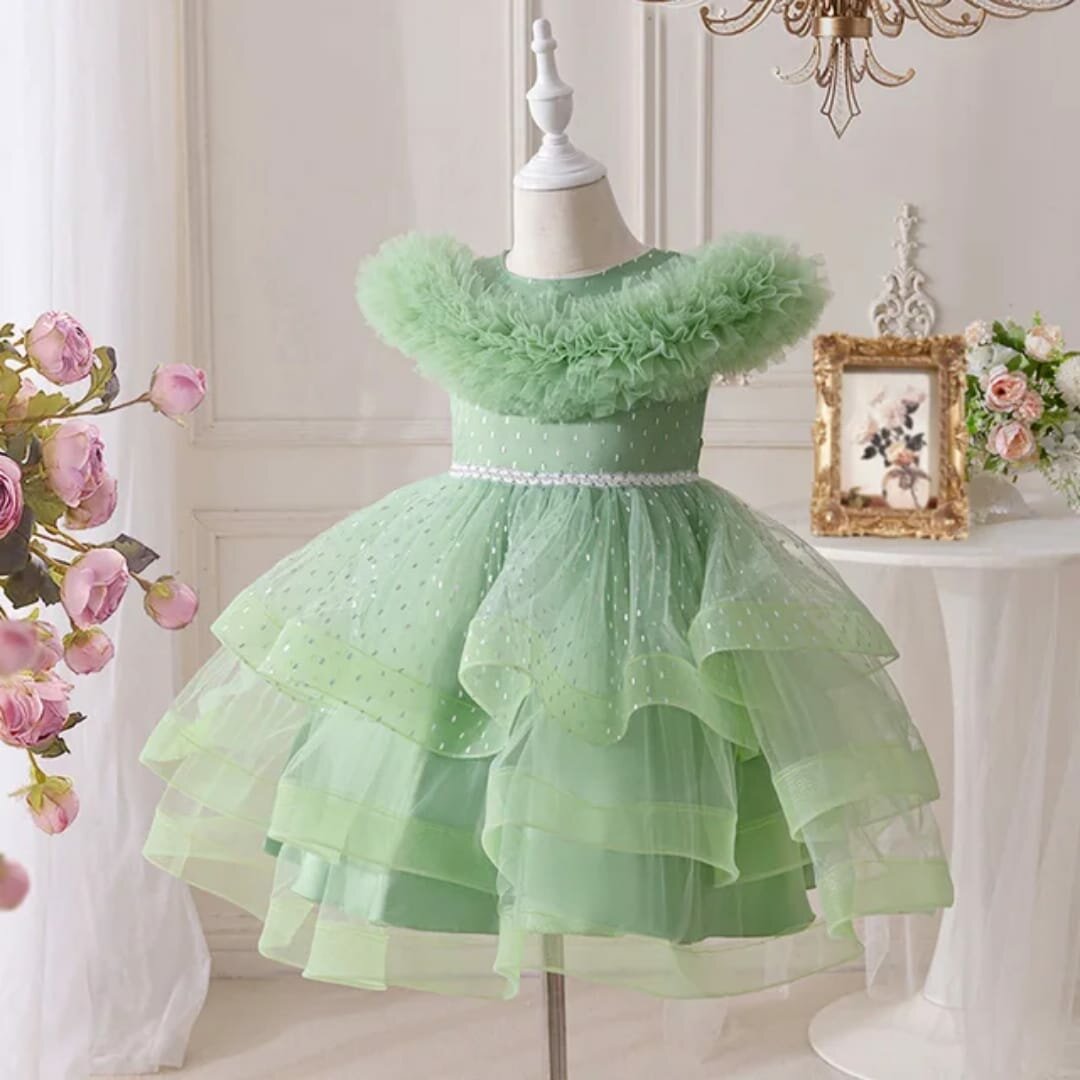 Платье Базовая коллекция. Праздничное, нарядное платье. Выпускной вечер, день рождения.