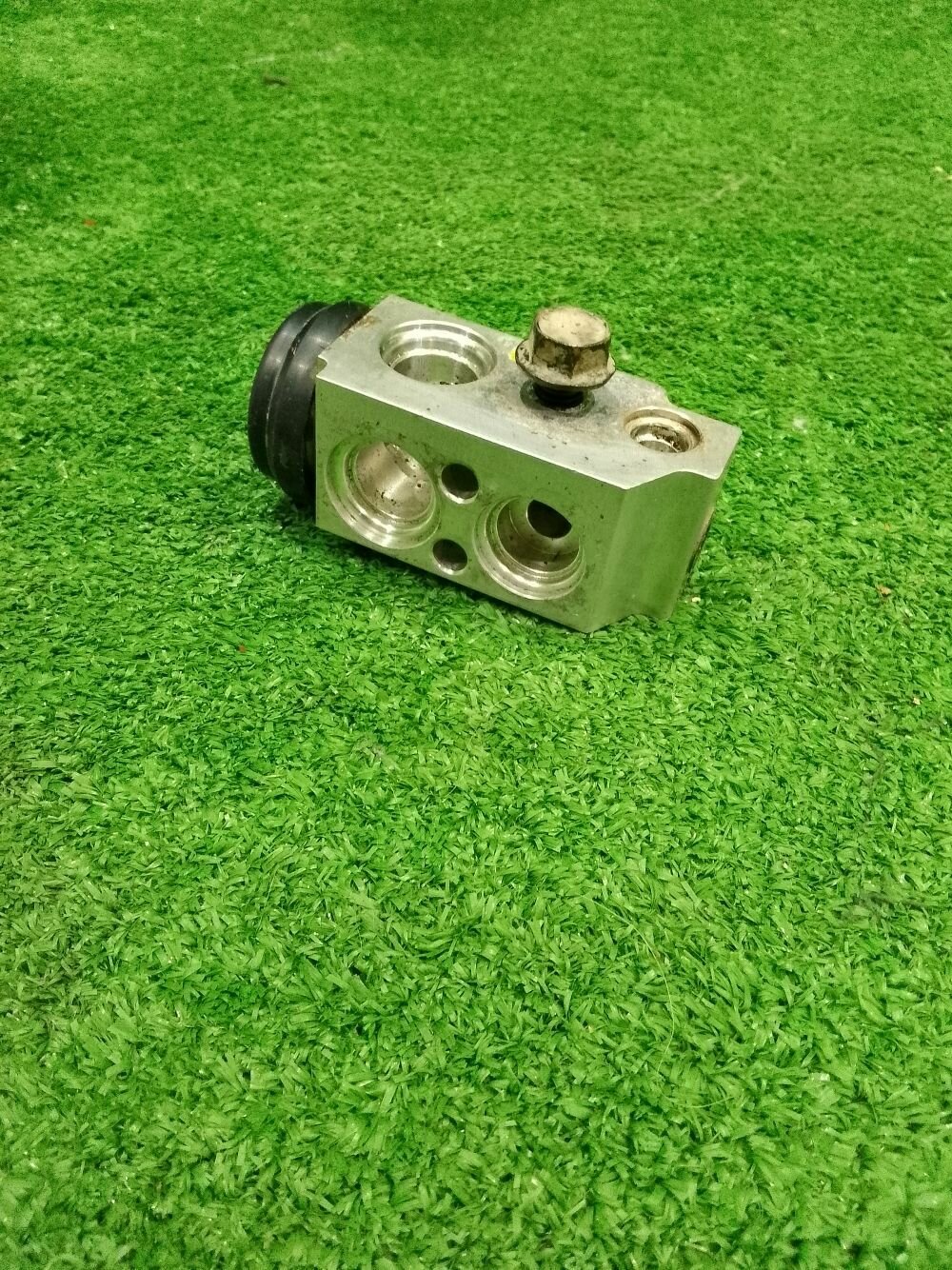 Клапан кондиционера Kia Rio 3 Б/У с пробегом