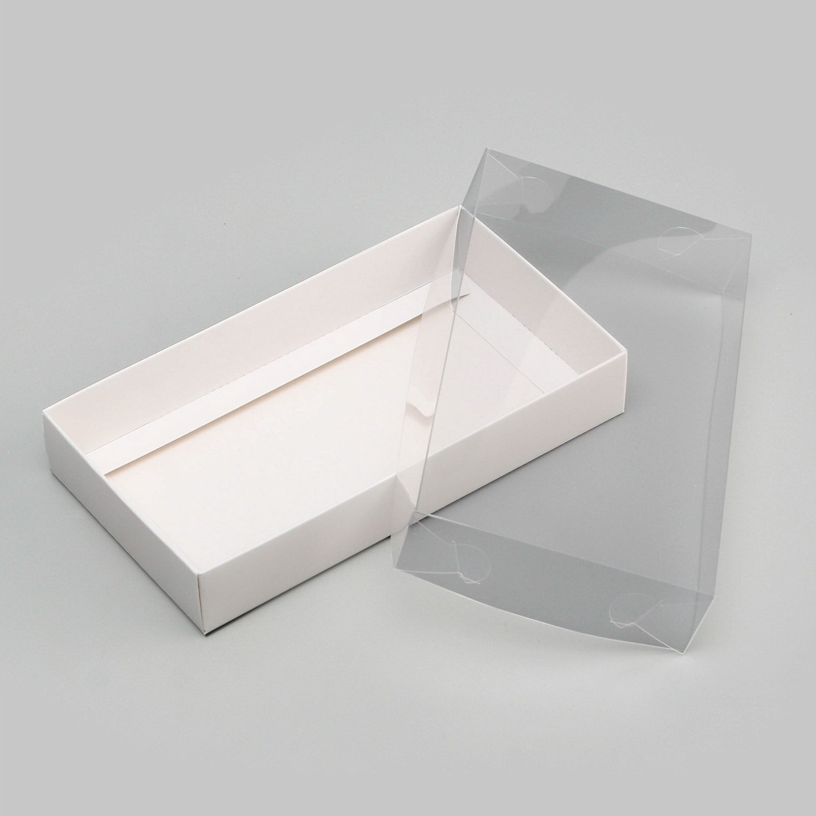 Кондитерская упаковка, коробка белая с PVC крышкой, 18x10x3 см