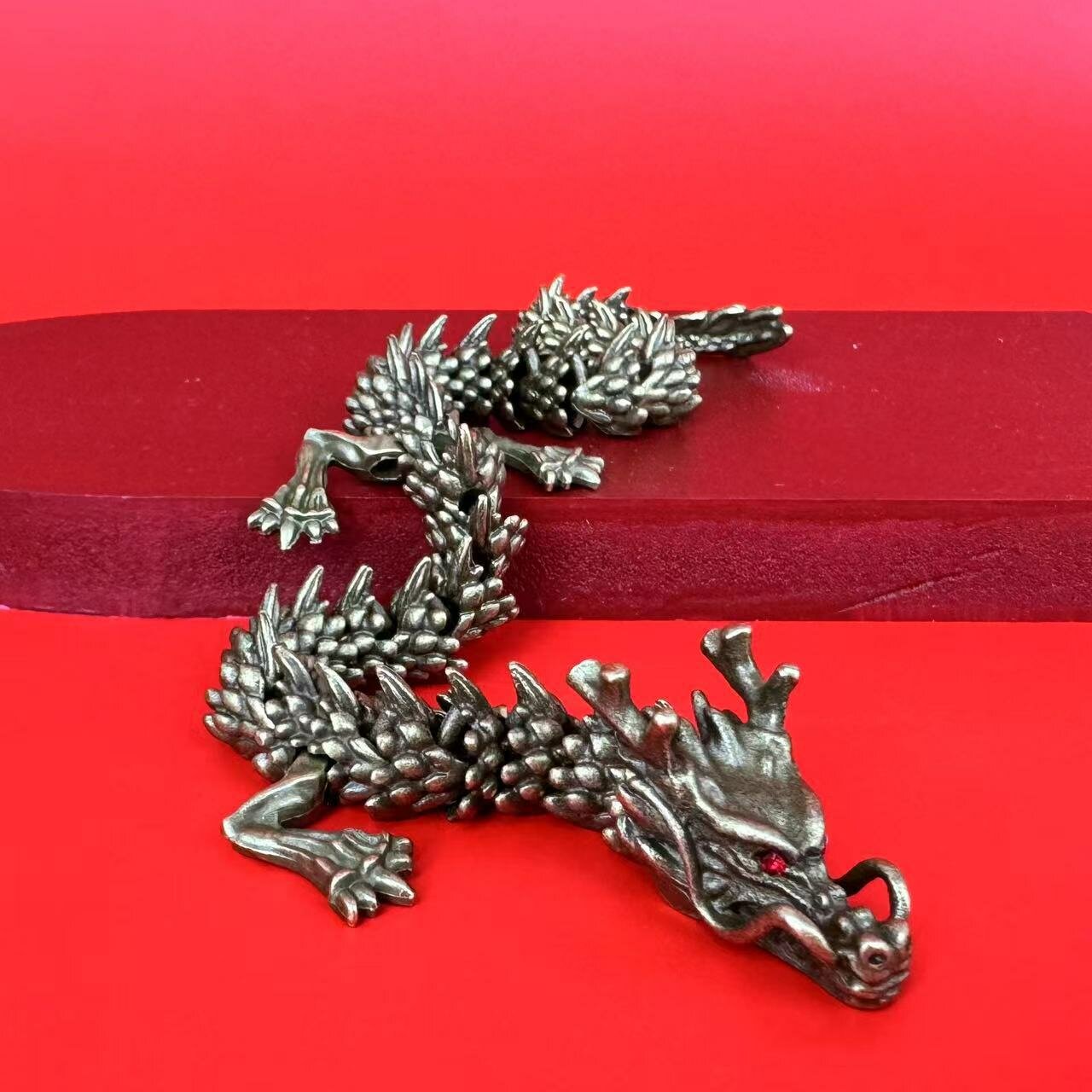 Аллюминиевое украшение в виде золотого дракона с пятью когтями и подвижной ручкой, привлекающее богатство китайский дракон для декора дома и офиса