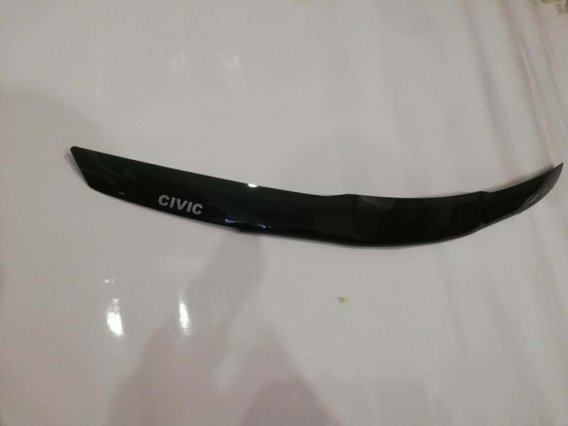 Дефлектор на капот EGR (Австралия) черный Hnda Civic 2006-11 5 dr