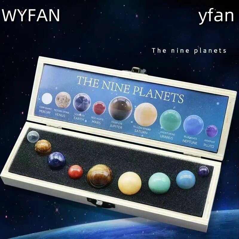 Подарочный набор планет Солнечной системы (из натуральных камней) в деревянной коробке