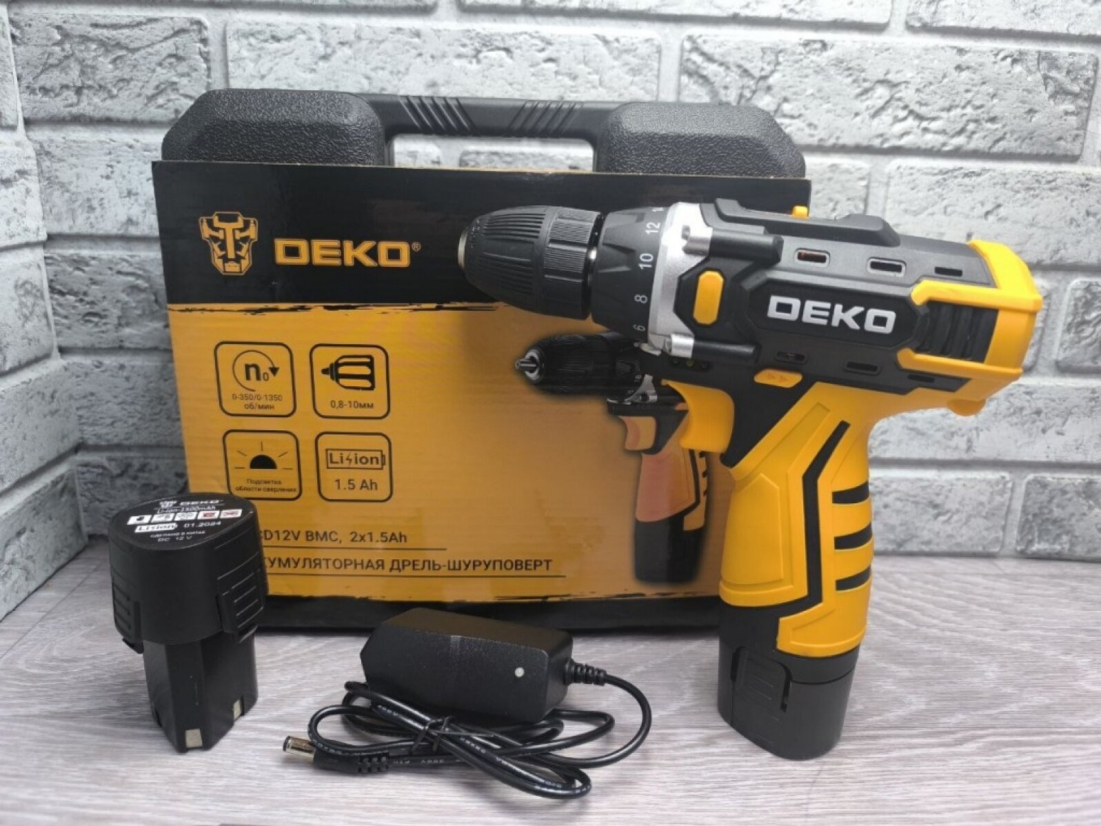 Аккумуляторная Дрель-шуруповерт DEKO DKCD12V, 2x1.5Ah