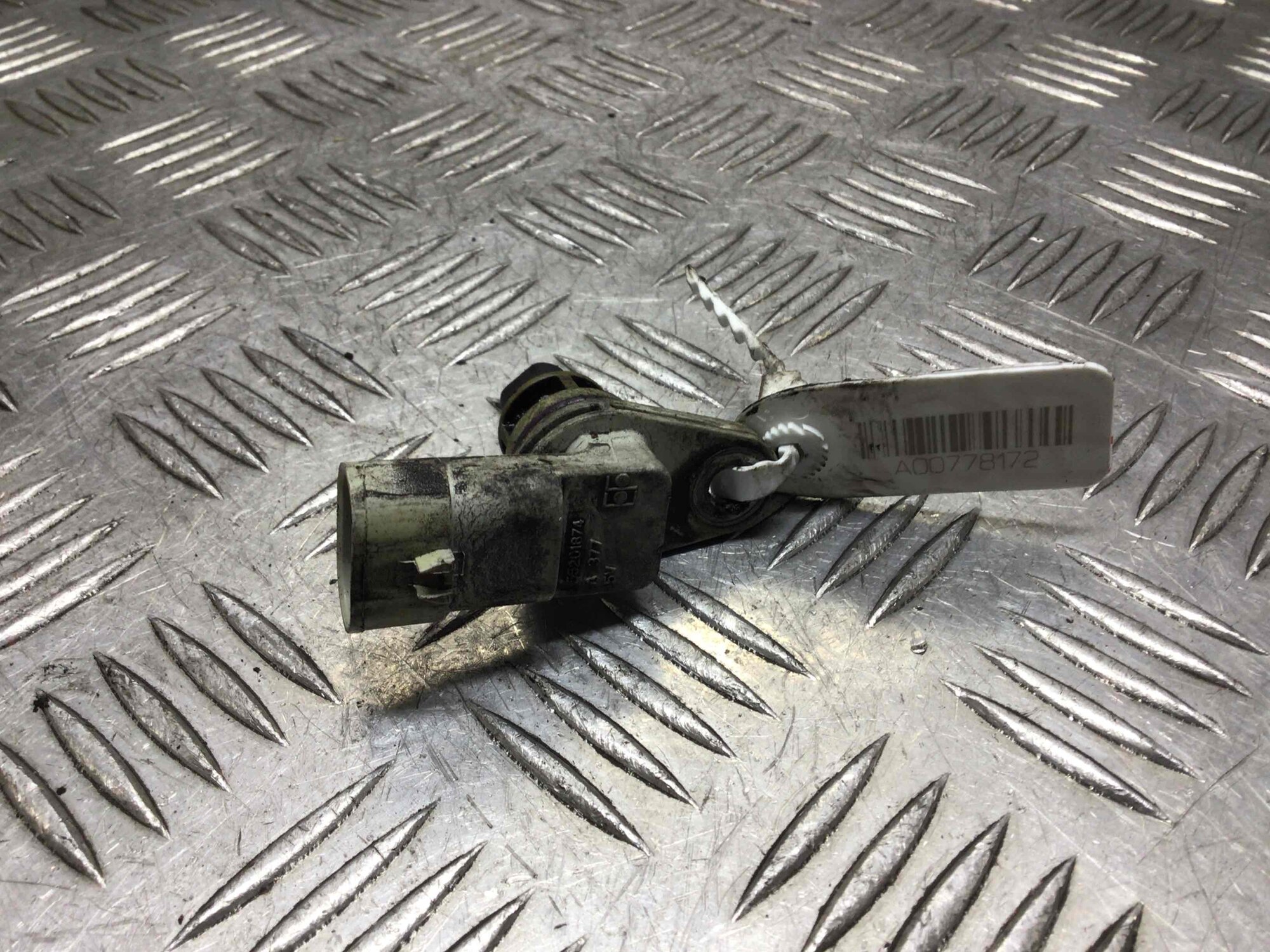 Б/У Датчик распредвала Opel Corsa D (2006-2011) 2008 г.