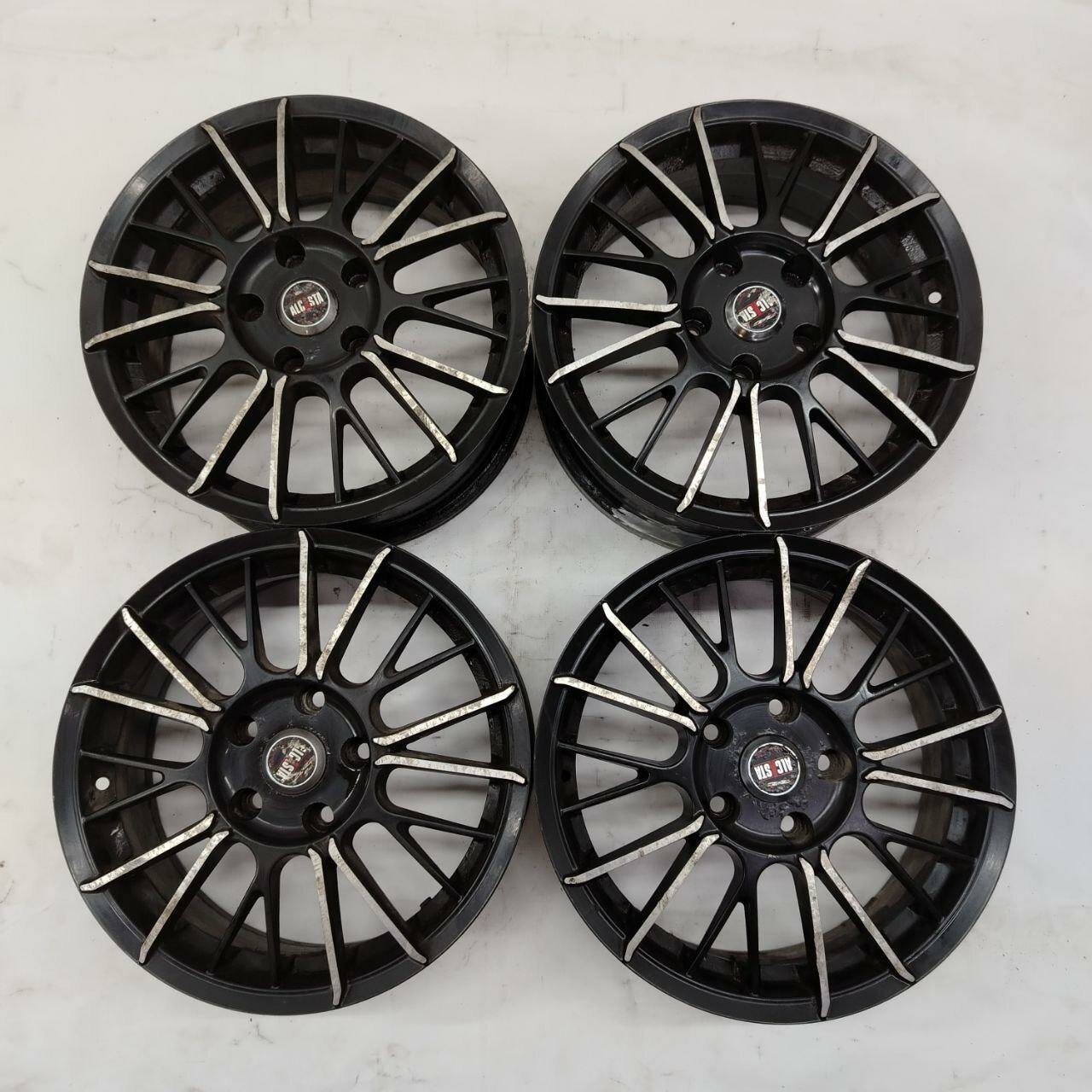 Колесные диски Alcasta 16x6.5 PCD 5x115 D70.1 ET41 (Реплика)