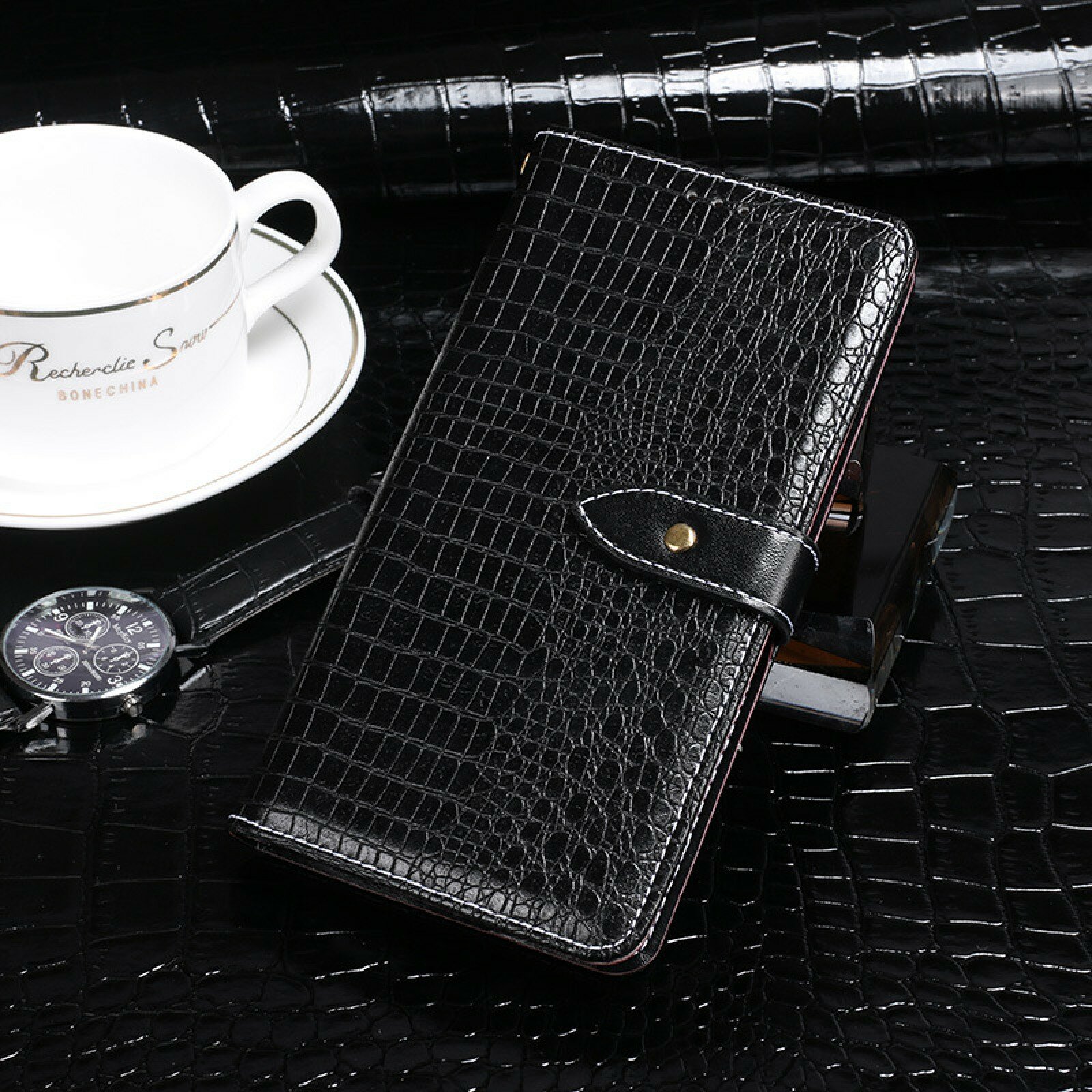 Книжка MyPads Croco Poko для Xiaomi Poco X4 Pro 5G черная с фактурой под кожу крокодила, застежкой и визитницей