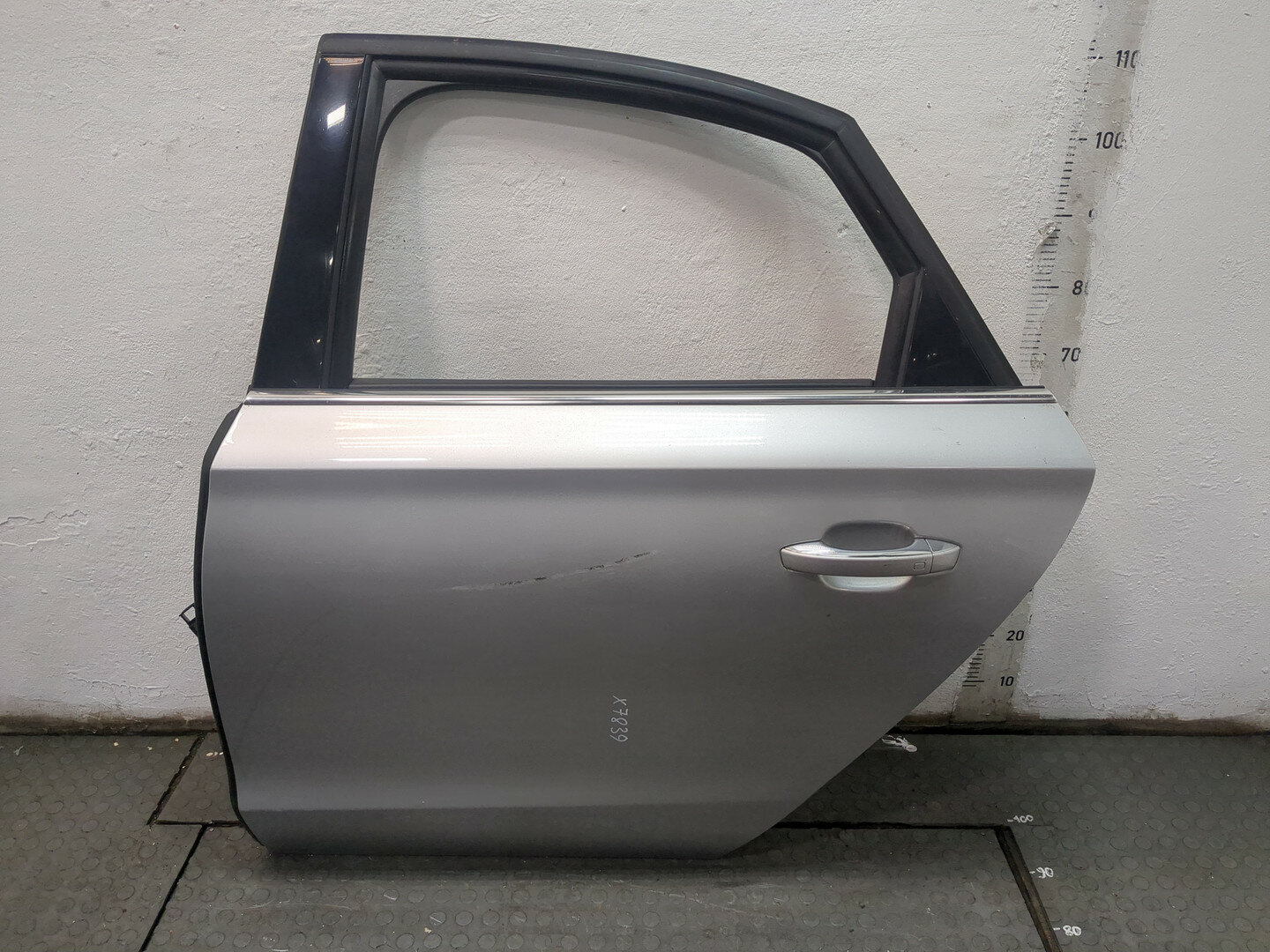 Дверь боковая (легковая) левая задняя Audi A8 (D4) Б/У