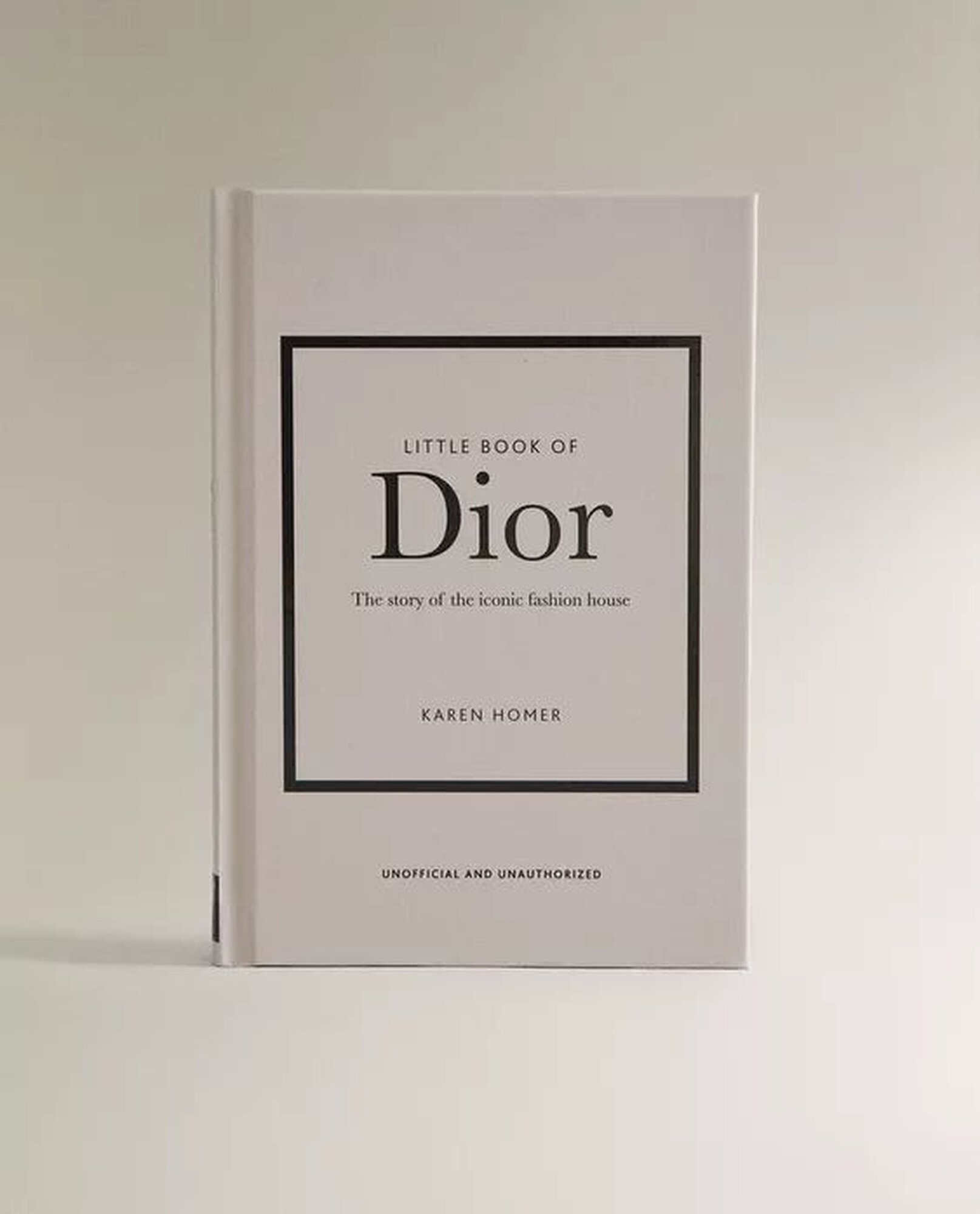 Книга ZARA HOME "Little Book of Dior", на английском, 160 стр, 2020 г