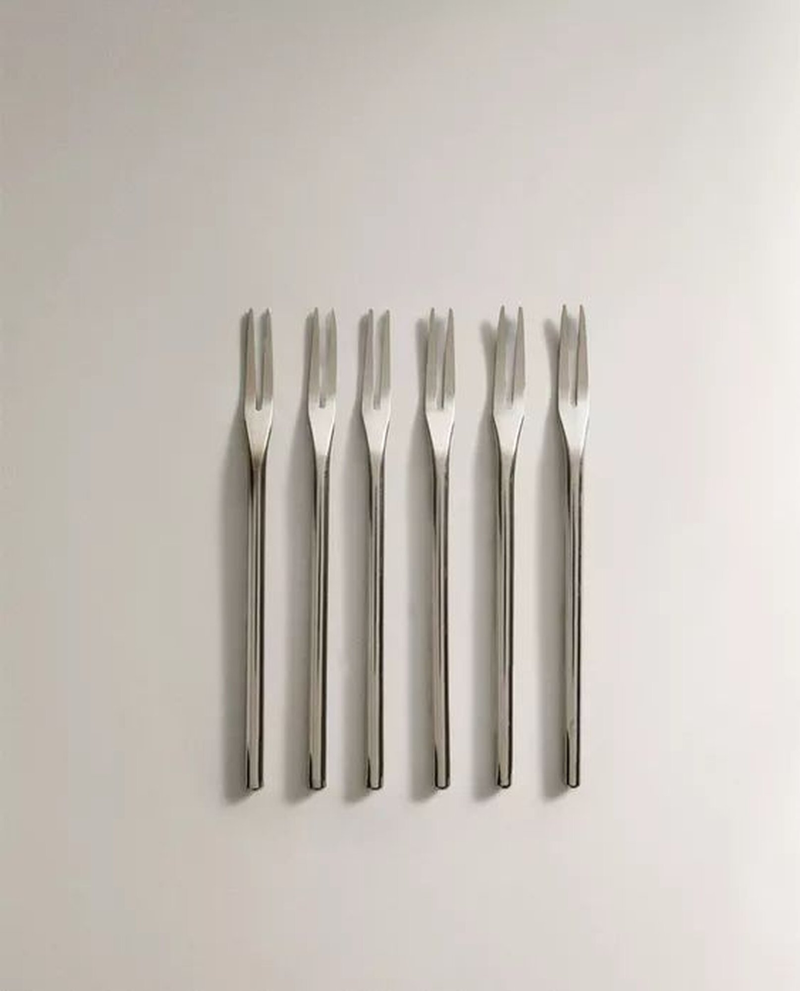 Набор десертных вилок ZARA HOME 6290/730/820 - из нержавеющей стали, 6 штук, 13 х 5 х 1.5 см