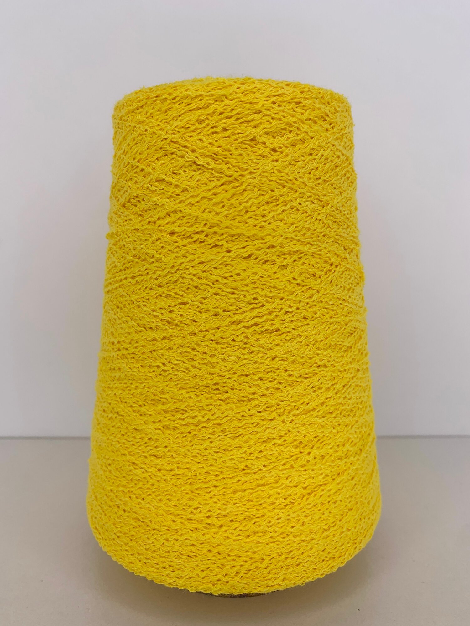 SARI - Lineapiu; 70% хлопок, 30% п/а; мелкое букле; 700м/100гр; цвет: желтый; вес: 250гр, italyyarn