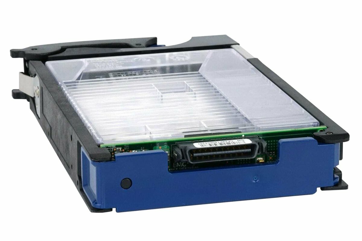 Жесткий диск EMC 300Gb 10000 Fibre Channel 3.5" HDD 005049797