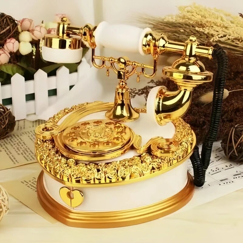 Шкатулка музыкальная , классическая, белая, в форме сердца, пластик