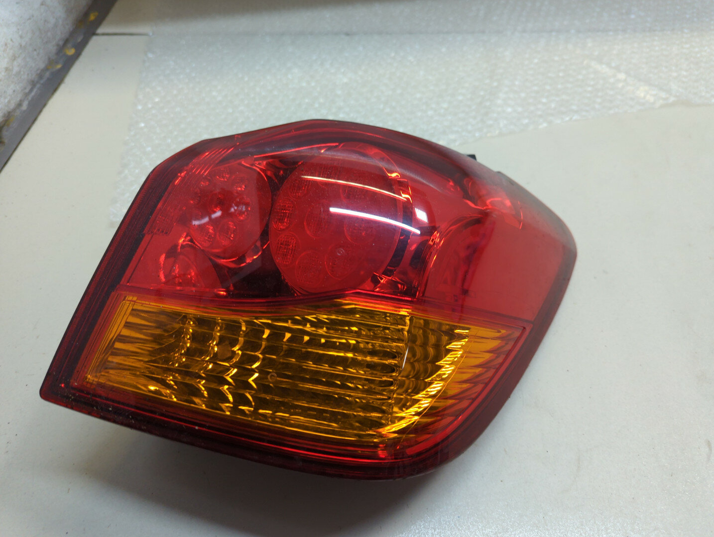 Фонарь (задний) правый Mitsubishi ASX Б/У