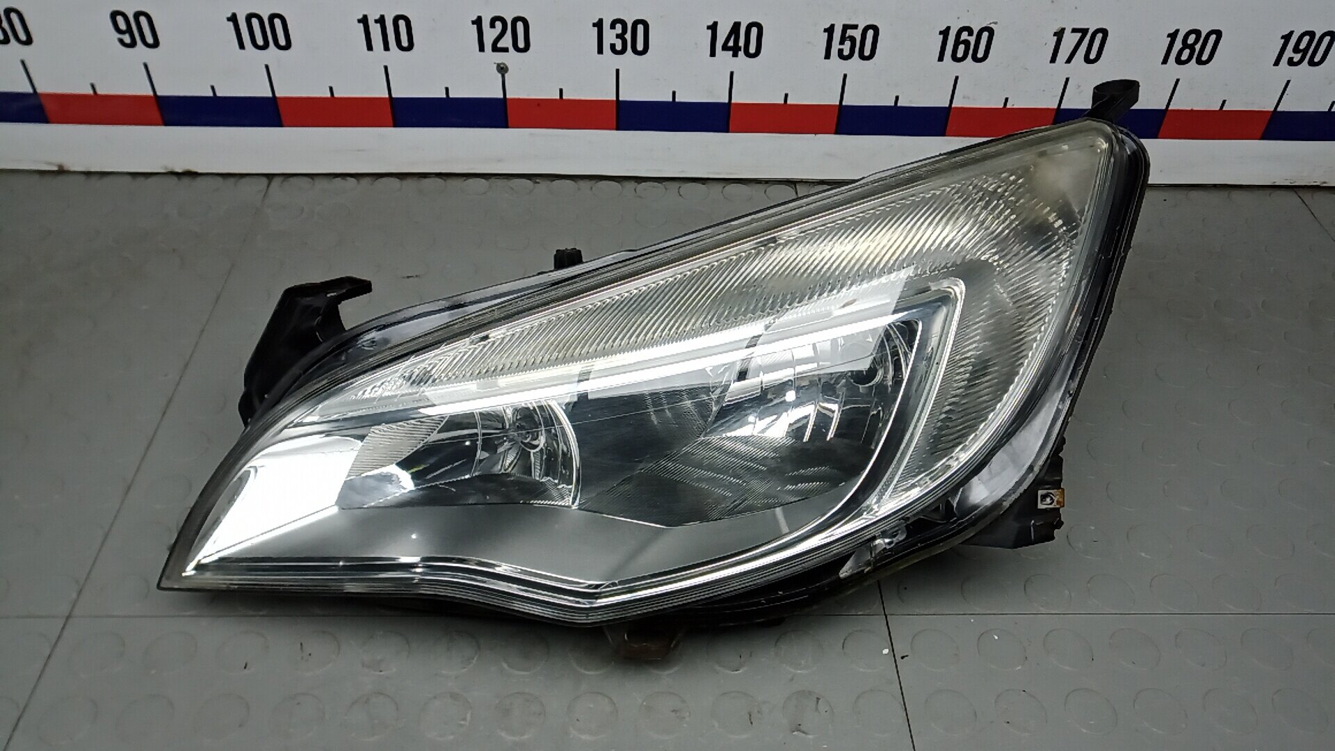 Фара левая OPEL ASTRA J