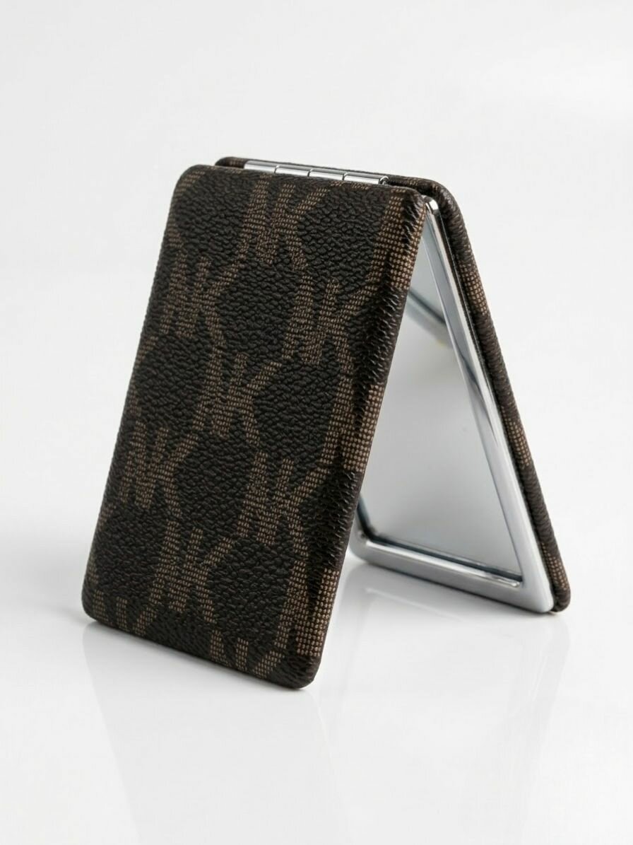 Карманное зеркало. Зеркало складное коричневое