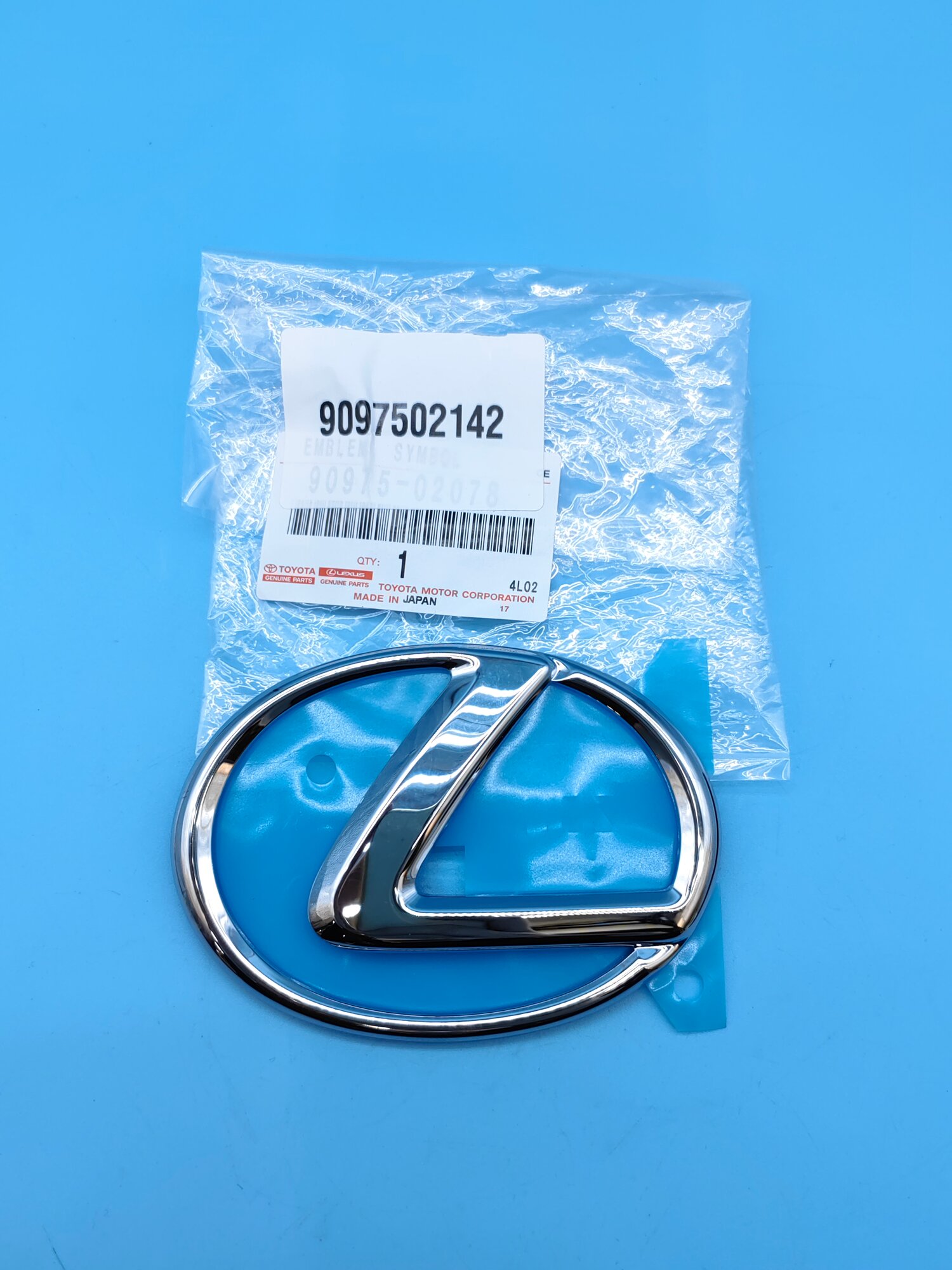 Toyota Эмблема крышки багажника Lexus ES 9097502142