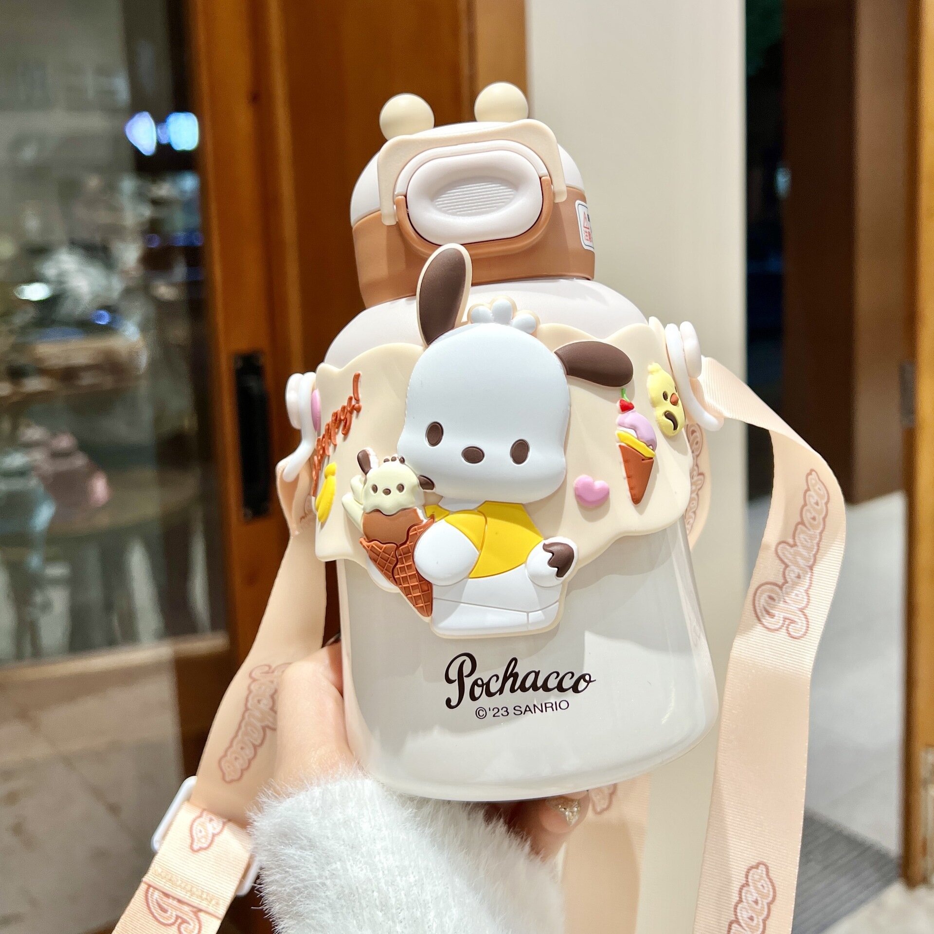 Детский термос Sanrio для школьников, переносная чашка для воды, клубничная медвежья соломинка, мужской и женский термос-чайник